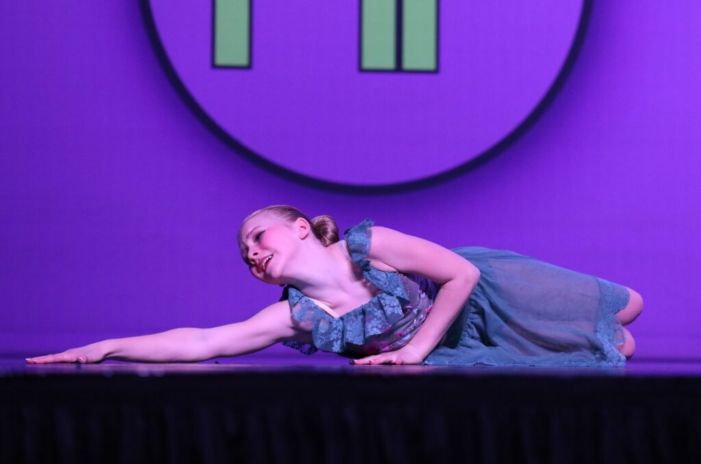 Contemporary | Merrilee Studios